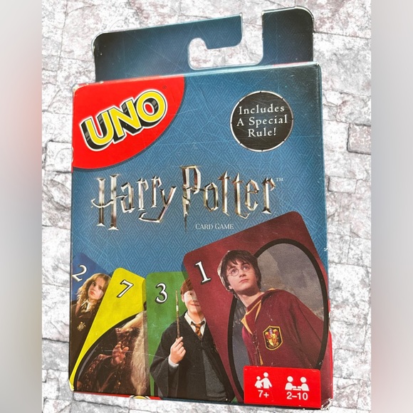 Warner Bros. | Toys | Uno Harry Potter Edition With Special Rule Brand New Wizarding Card Game ...